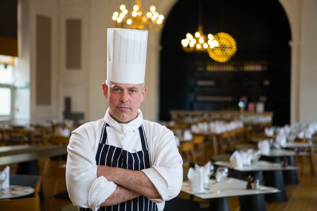 Places to Eat in Peebles | Food and Drink | The Park Hotel